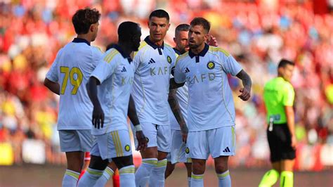 يعيش كرة القدم على أكمل وجه نجم النصر يتحدث عن مفاجأة كريستيانو رونالدو إرم نيوز