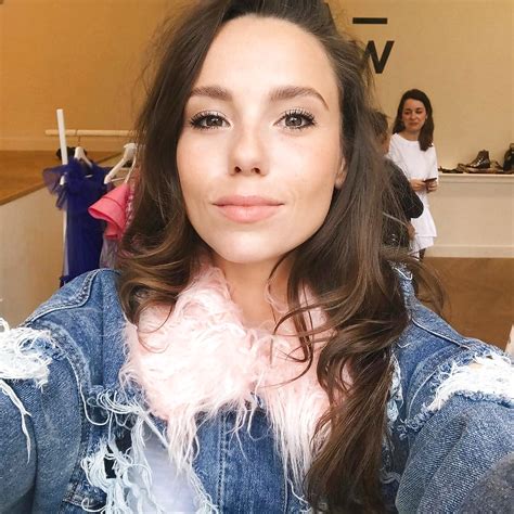 Dutch Hottie Gwen Van Poorten 2 Photo 1 30