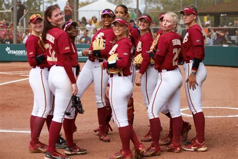 Pin De Chris Gardner En Baseball And Softball Training Fotos Mujeres
