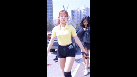 실장님차에 짐 찾으러 나온 삐약삐약 병아리 염세빈yeom Se Been치어리더 Youtube