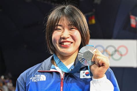 다음 올림픽선 꼭 애국가 부를거예요” 값진 銀 허미미