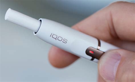 Айкос мигает красным при зарядке индикатором — не работает IQOS и ...