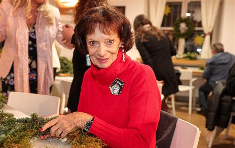 To Je Manca Košir Sporočila V Poslovilnem Pismu