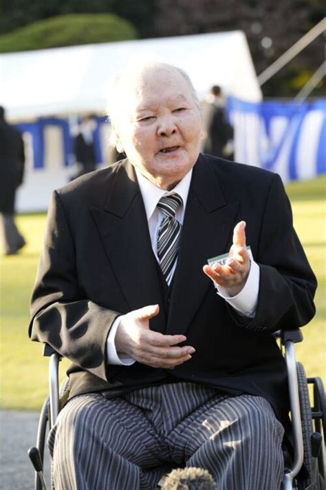 【写真】秋の園遊会、天皇皇后両陛下の優しさに包まれて 招待者には加藤一二三九段、西川きよし・ヘレン夫妻、松任谷由実の姿も｜newsポストセブン