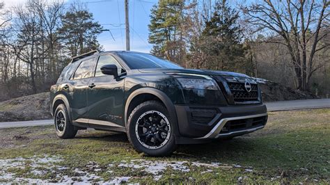 Nissan Pathfinder Off Road Wheels