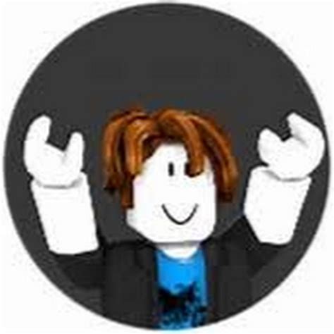 Download Roblox Character Png Roblox Bacon Hair Noob Png Image With No