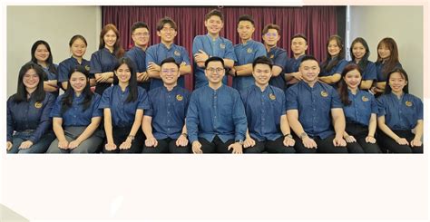 诗巫公教中学 诗巫公教中学 Added A New Photo