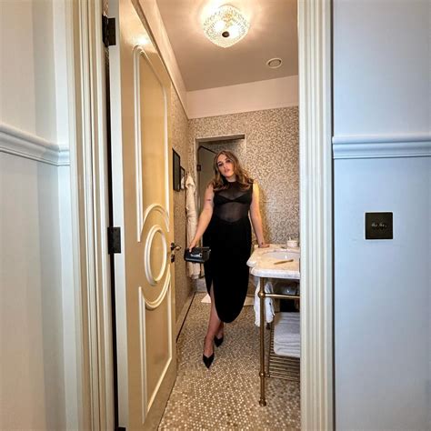 Nell Mescal R21stcenturybabes