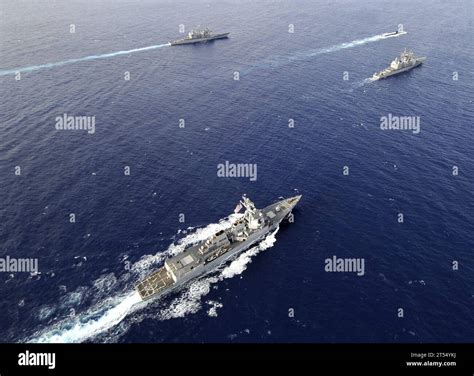 Fast Attack Submarine Uss Tucson Ssn 770 Hawaii Joint Base Pearl