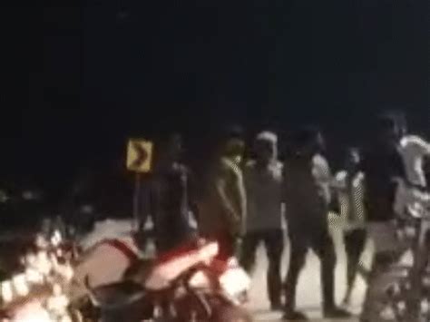 Kanpur Chakeri A Contractor Was Surrounded And Beaten For Not Paying