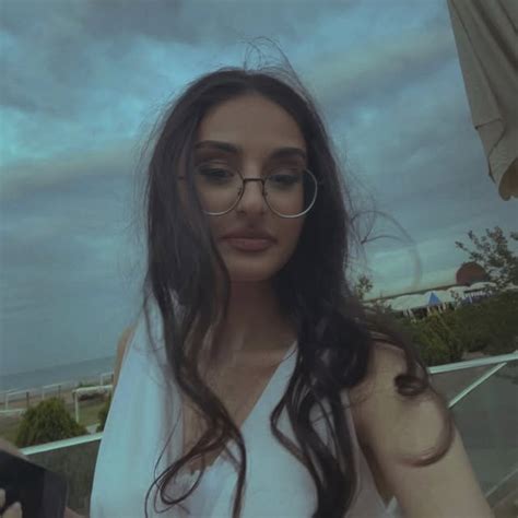 𝐀𝐲𝐝𝐚𝐧 Aydaann On Threads