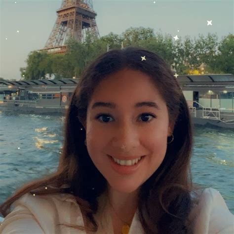 Elena Berryman Fora Travel