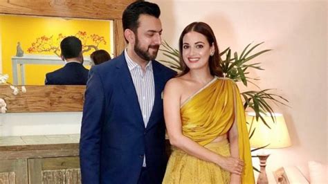 Dia Mirza Vaibhav Rekhi Wedding Anniversary 5 Pics Of The Adorable