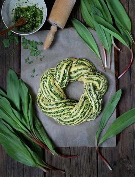 Stunning Babka Flower Pesto Bread Artofit