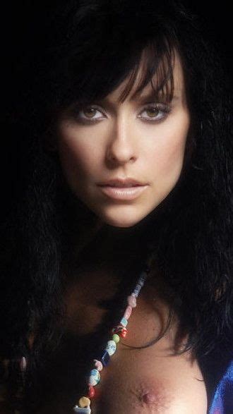 Jennifer Love Hewitt Pic