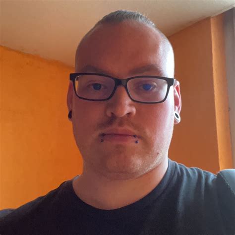 Pascal Hausmann Elektroniker Für Betriebstechnik Herrmann