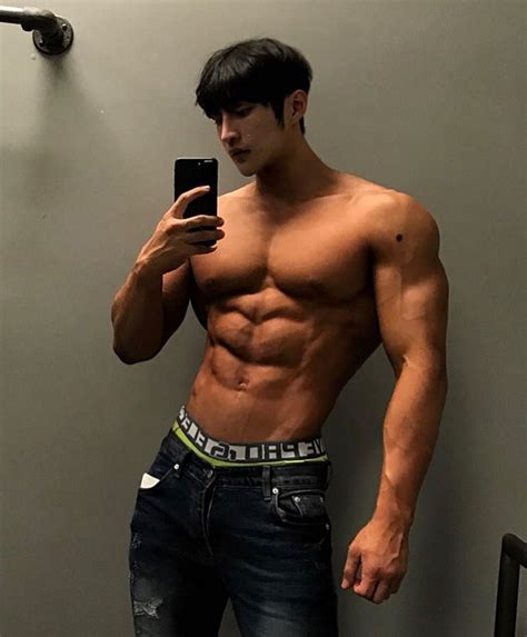 Muscle Muscle Muscle Jun Cho