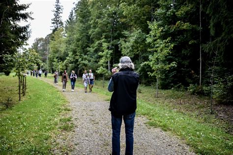 Pokalbis Kurio Niekada Nebuvo Ką Apie Rietavo Dvaro Parką Pasakoja