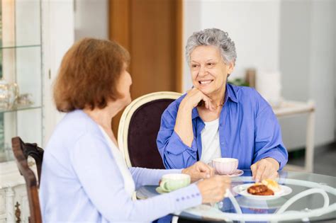 Aging In Place Vs Assisted Living Communities Pros And Cons