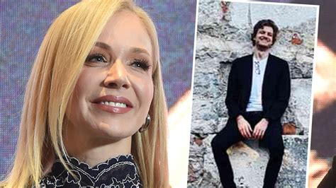 Jelena Rozga Potvrdila Vezu Sa 11 Godina Mlađim Ivanom Huljićem Ne Krijemo Se Normalno živimo