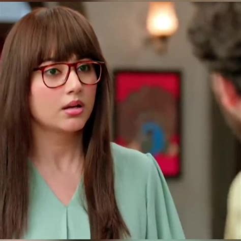 लड़का न जानते होए भी दे रहा था बेटी को सहारा लड़का न जानते होए भी दे रहा था बेटी को सहारा By