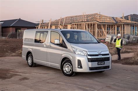 Toyota Hiace Van Specifications