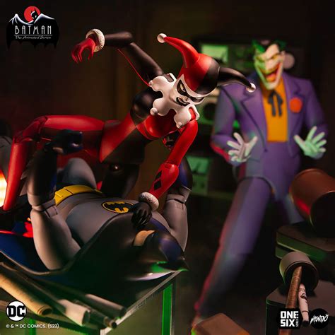 Mondo Batman The Animated Series Harley Quinn 16 Scale Action Figure