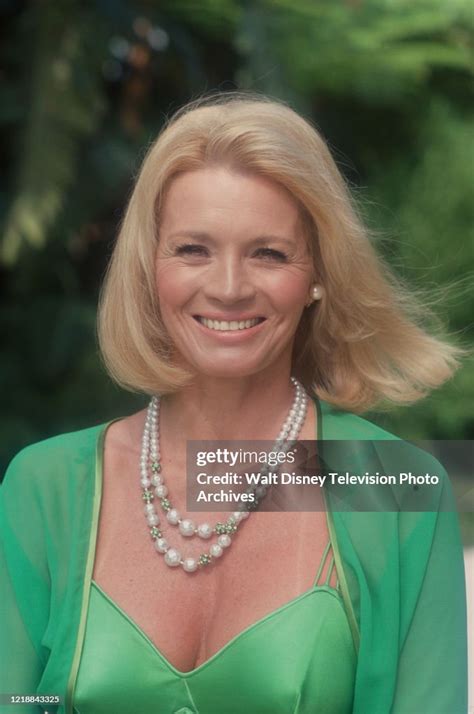 Angie Dickinson Appearing In The Abc Tv Mini Series Pearl