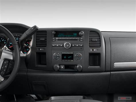 2007 Gmc Sierra 1500 11 Interior Photos U S News