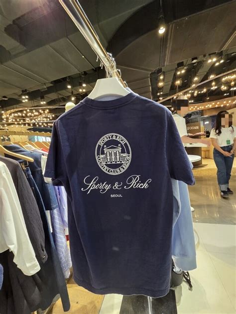 ‘조용한 럭셔리 스포티앤리치 한국 첫 매장 가보니 브릿지경제
