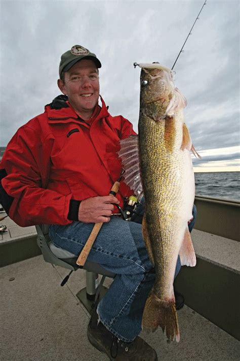 Top Drive To Walleye Spots In Fisherman