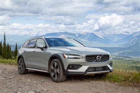 2016 Volvo V60 Cross Country Car Seat Check News