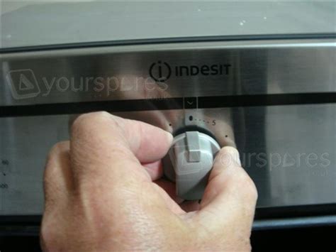 Indesit Oven Knobs Indesit Cooker Oven Control Knob Silver
