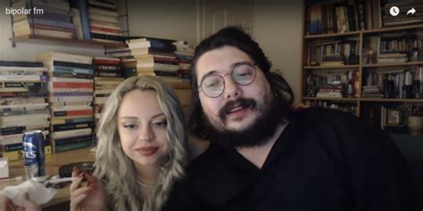 Lavaba Acacagi Inci Sözlük