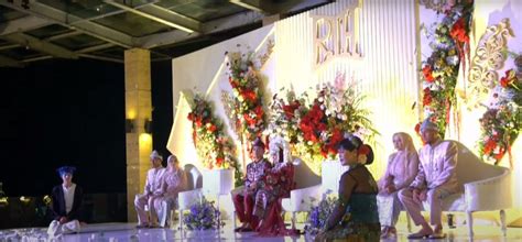 7 Potret Resepsi Pernikahan Rizki Da Dan Hersa Rahayu