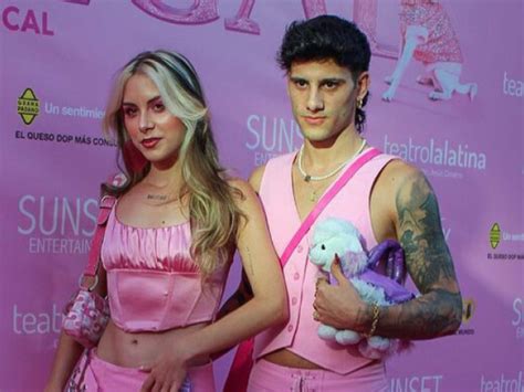 Au Mers La Teatru Dar Comportamentul Lor A Fost Inacceptabil