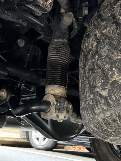 Kdss Cylinder Boot Looks Wet But Actual Bushing Is Dry Any Reason For