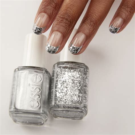 Manicura Francesa En Plateado Belleza El Mundo