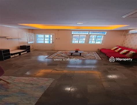 ขายทาวโฮมถนนรัตนาธิเบศใกล้วงศ์สว่างบางซื่อเดินมาขึ้นbtsได้ กรุงเทพ