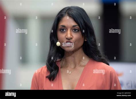 Bonn Deutschland 21 Juni 2022 Sumi Somaskanda Moderatorin Dw Deutsche Welle Beim