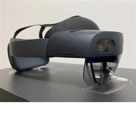 Microsoft Hololens 2 Smart Glasses Vr Headset Device At Rs 90000 Vr
