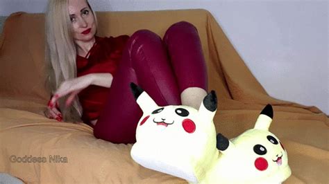 Stinky Slippers 4 S Goddess Nika Clips4sale