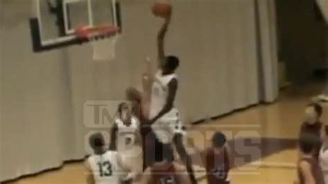 Mo Bambas Been Dunking Since 8th Grade Crazy Video