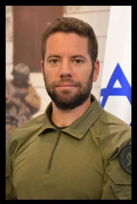 פקד ארנון זמורה היום השמח הזה הוא בזכותך ואתה לא זכית לשמוח איתנו תודה על הגבורה על ההקרבה