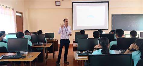 Introductory Talk On Python For Machine Learning Kvgce