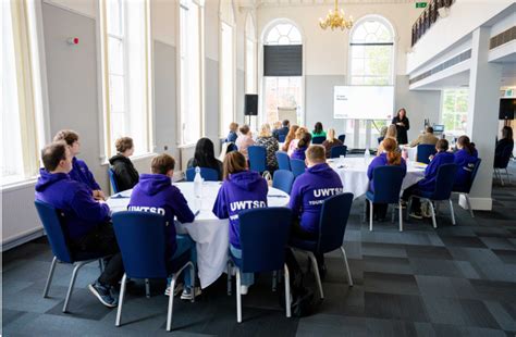 Uwtsd Alumna Returns To Inspire Future Event Professionals Education News