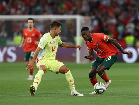 Video Cristiano Ronaldo Ganó De Pícaro Y Empató El Duelo España Vs Portugal Goles De La