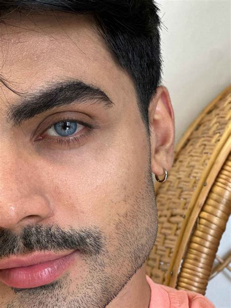 لنز طبی رنگی سالانه مارلی لایت بلو Marly Light Blue مرکز تخصصی لنز و