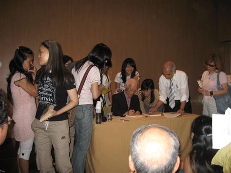 財團法人孫運璿學術基金會 文化系列演講七 如何善待母語余光中