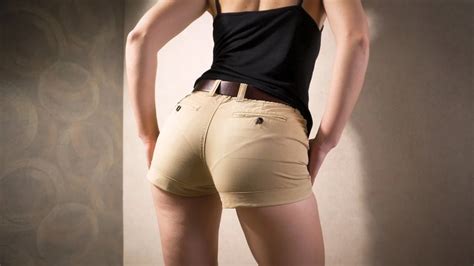 Amateur MILF In Tight Shorts And Full Back Panties Tease Visible Panty Line XHamster